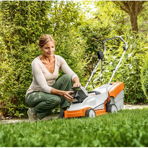 Stihl RMA 235 Cordless Battery Push Lawn Mower UK Delivery Stihl RMA 235 Cordless Battery Push Lawn Mower UK Delivery